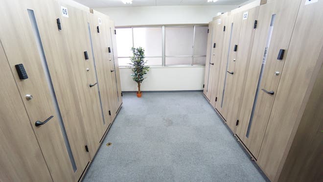 <ワークブース本町駅前No.4>本町駅24番出口目の前✨完全個室🚪Wi-Fi📶モニター🖥電源🔌テレワーク/面接/自習/作業の写真6