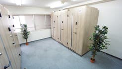 <ワークブース本町駅前No.5>本町駅24番出口目の前✨完全個室🚪Wi-Fi📶モニター🖥電源🔌テレワーク/面接/自習/作業の写真2