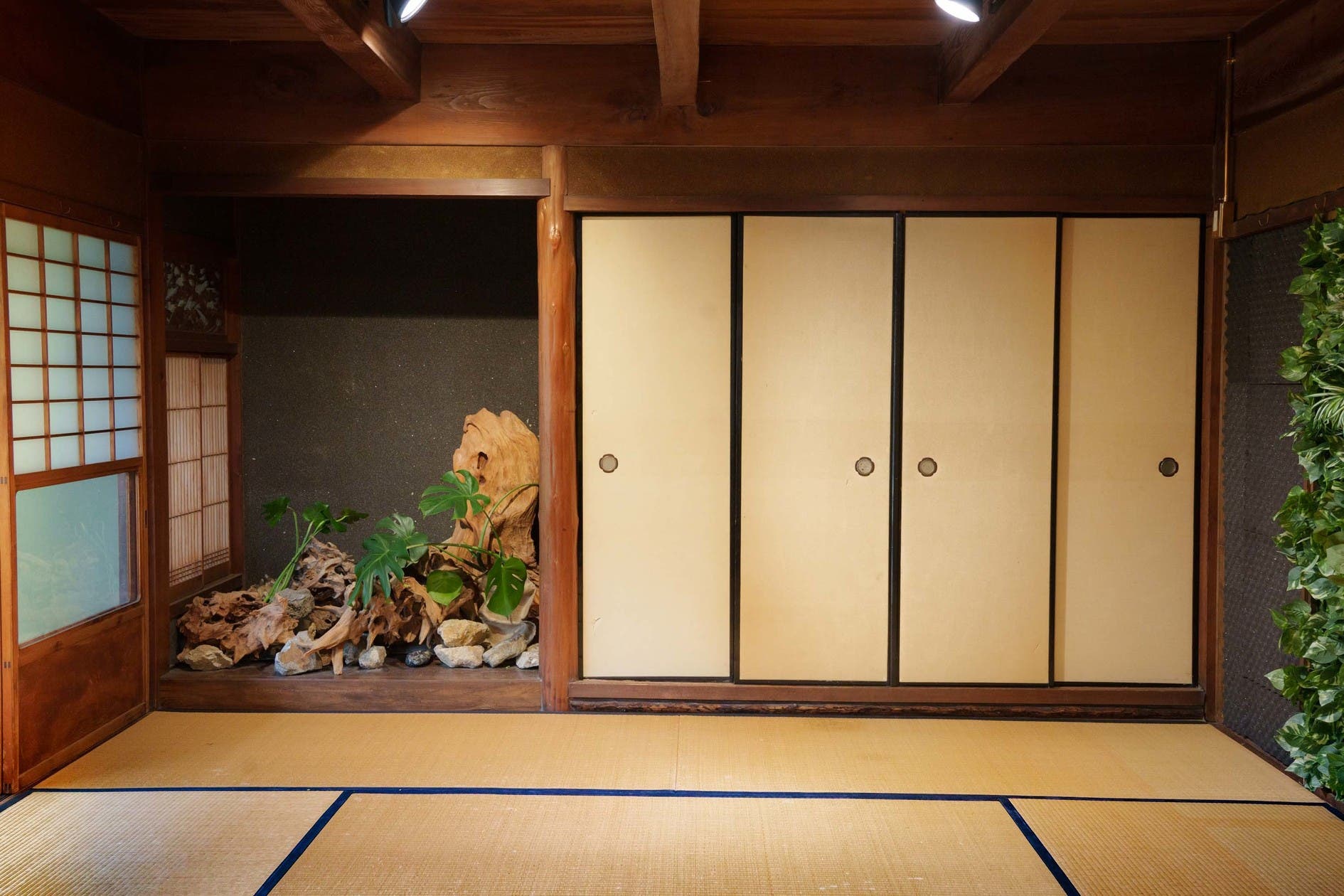 【泉佐野駅8分】築100年の古民家撮影スタジオ/泉佐野駅8分/縁側あり/雰囲気のある和室でコスプレ撮影はいかがですか？の写真8