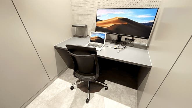 名古屋会議室 広⼩路本町 BOOTH 2(当日予約OK)【栄駅徒歩4分!最大1名!ワークスペース・コワーキングに】の写真1