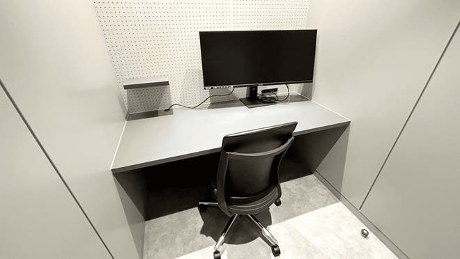 名古屋会議室 広⼩路本町 BOOTH 2(当日予約OK)【栄駅徒歩4分!最大1名!ワークスペース・コワーキングに】の写真7