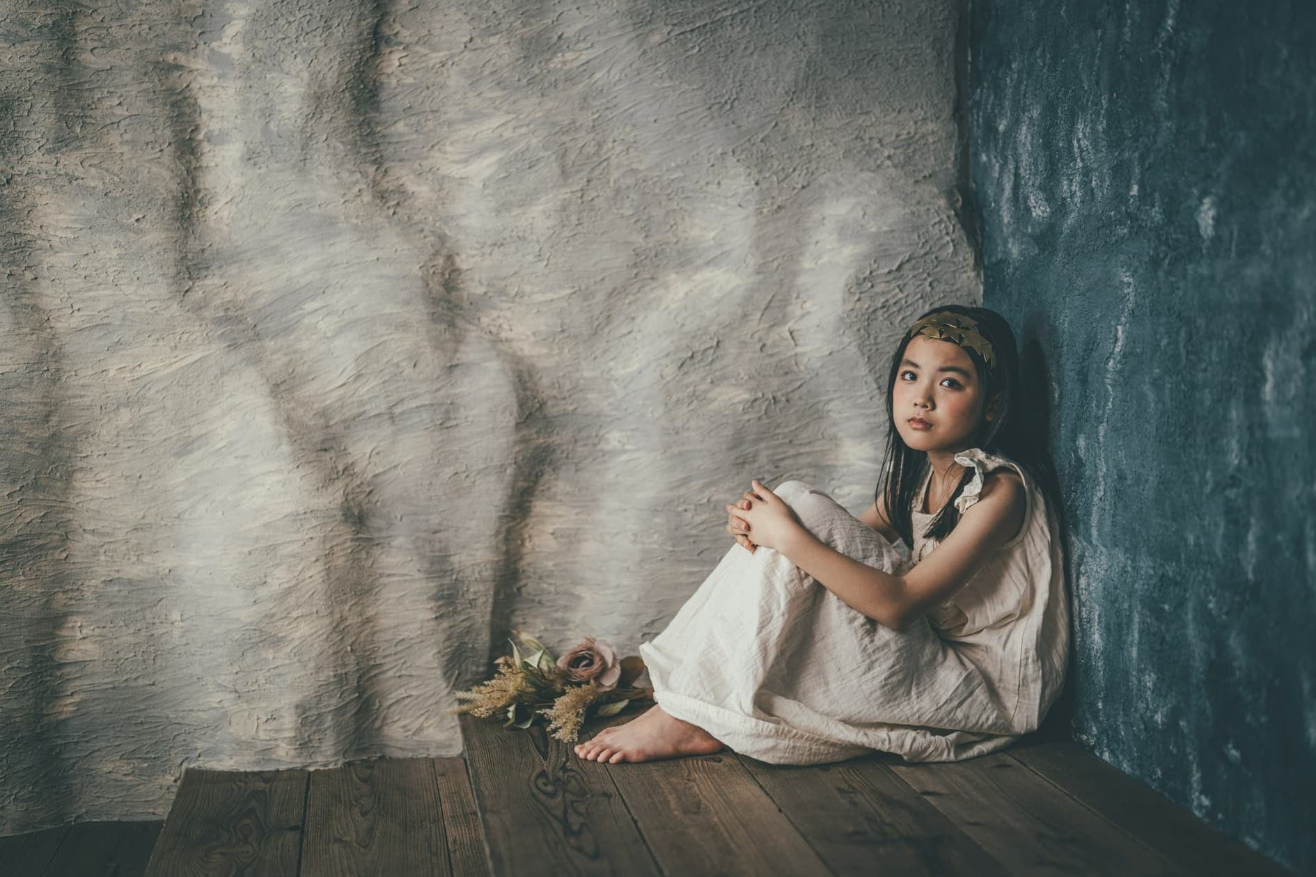 満月のグラデーションと超大型ドライフラワー造形｜一日中自然光が降り注ぐ本格撮影スタジオ｜大型バルコニー有の写真9