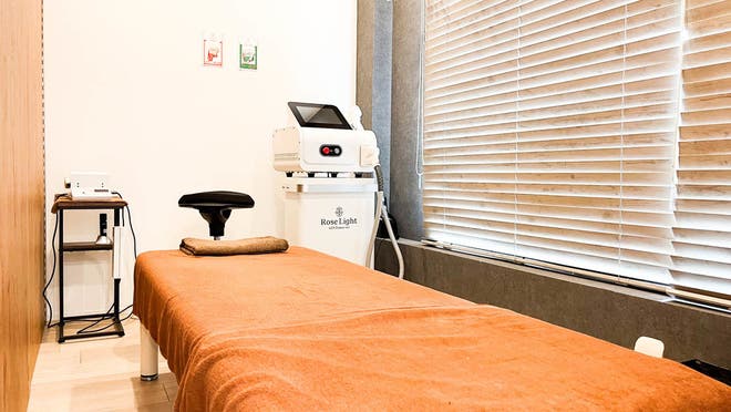 渋谷駅から徒歩4分【エステティシャン施術用個室】の写真1