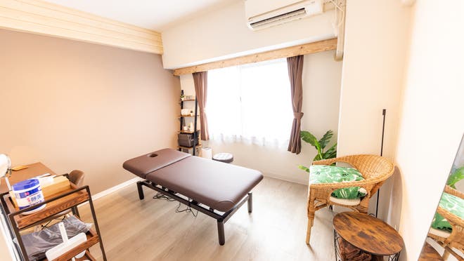 【青山一丁目駅1分】完全個室のプライベートサロン✨木目基調とした良質空間🌿の写真1