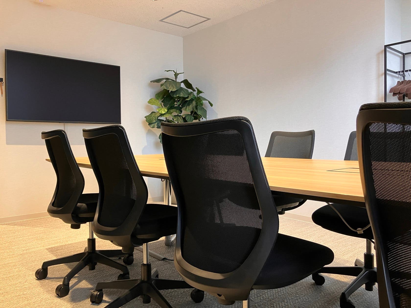 会議室 01(8名)の写真2