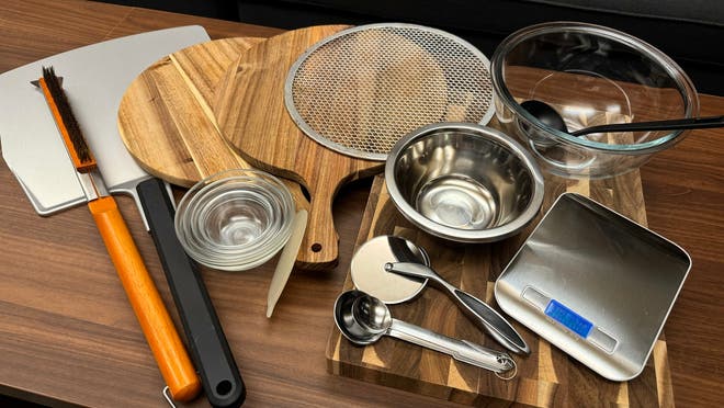 🎄森のクリスマス開催中!!🎄神田駅徒歩5分🚃本格電気式ピザ窯🍕75インチ大画面テレビ📺 14名ソファー席🛋️の写真13