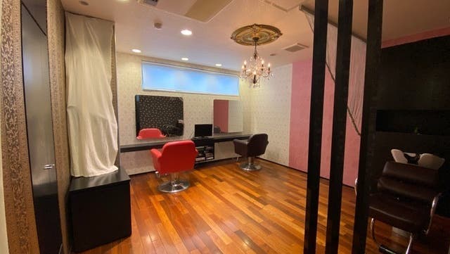 【EARTH 盛岡南店】カット個室席★大型サロンに併設されたレンタルサロン✂︎フリーランス/個人練習/美容業に最適♪の写真2