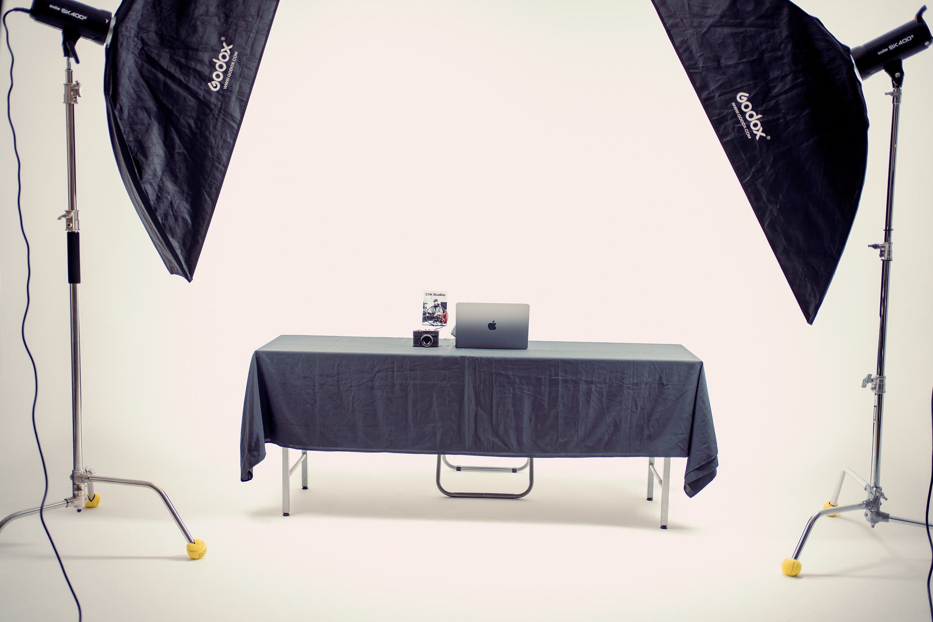 白壁のシクロラマスタジオ！写真/コマーシャル/ビデオOK！の写真14