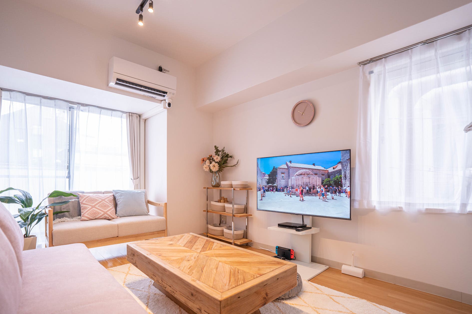 💖【京都駅3分好立地】🚃ゴミ捨て無料🧹大人気ゲーム機🎮/女子会/ママ会/推し活✊撮影📸/映画鑑賞🎬️ビジネス/会議の写真8