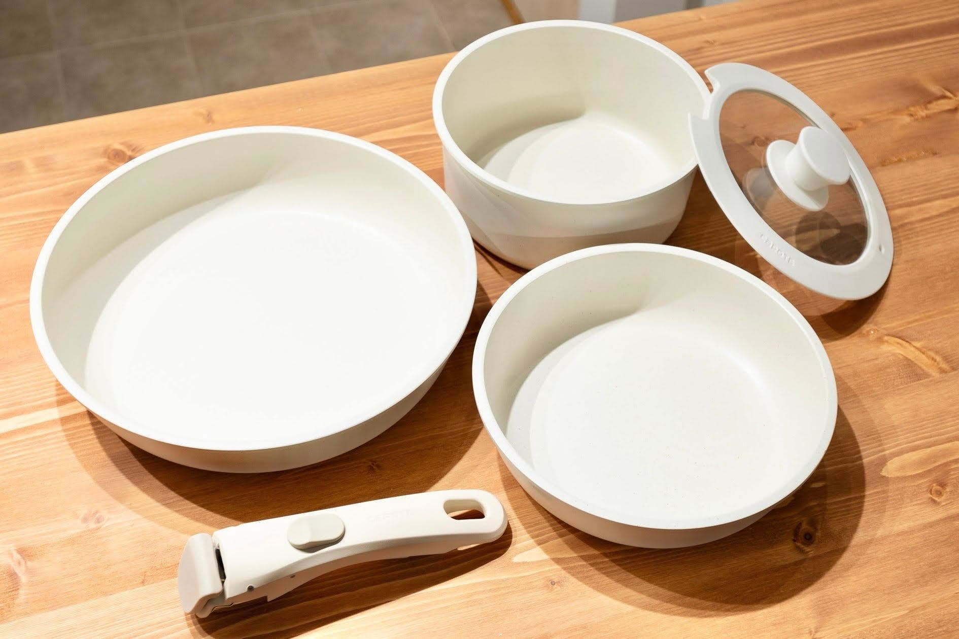 💖【京都駅3分好立地】🚃ゴミ捨て無料🧹大人気ゲーム機🎮/女子会/ママ会/推し活✊撮影📸/映画鑑賞🎬️ビジネス/会議の写真25