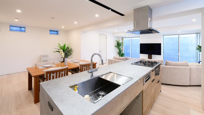 New!【世田谷】新築!白を基調としたナチュラルテイストな広々地下空間【ナチュラル】の写真2