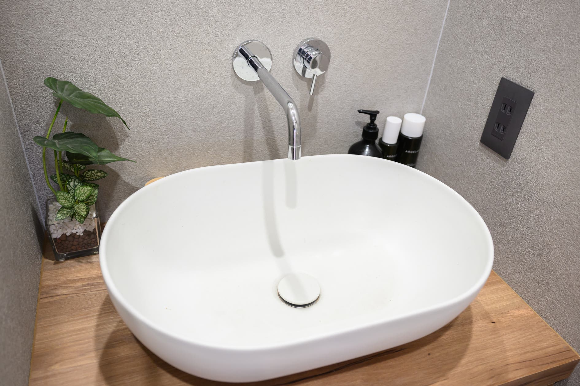 New!【世田谷】新築！白を基調としたナチュラルテイストな広々地下空間【ナチュラル】の写真10