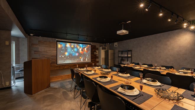 新橋/汐留8分✨席数84、立食100名⭕️飲食/120㌅画面/ゴミ処理/会議/懇親会/歓送迎会/セミナー【SS01】の写真3