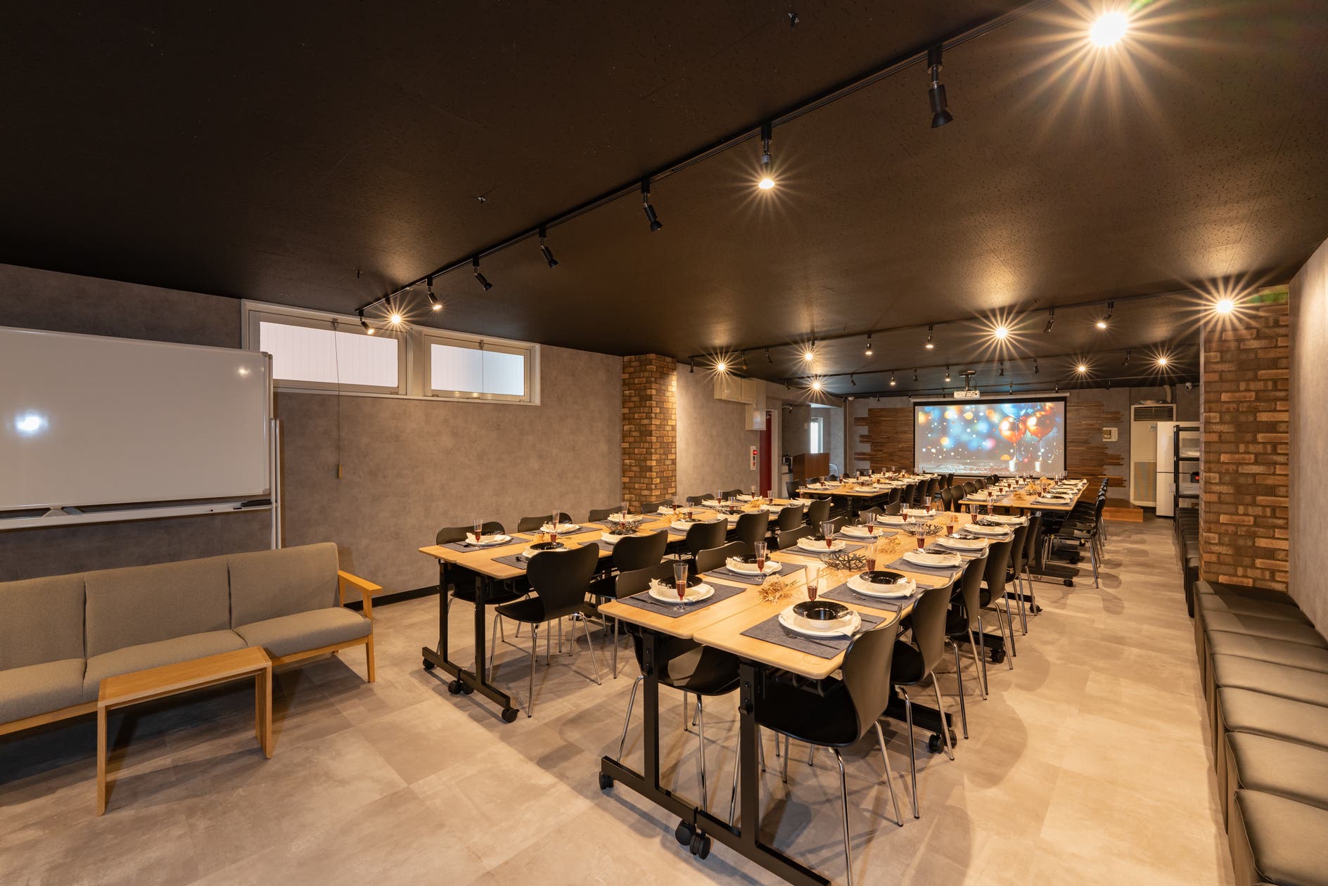 新橋/汐留8分✨席数84、立食100名⭕️飲食/120㌅画面/ゴミ処理/会議/懇親会/歓送迎会/セミナー【SS01】の写真6