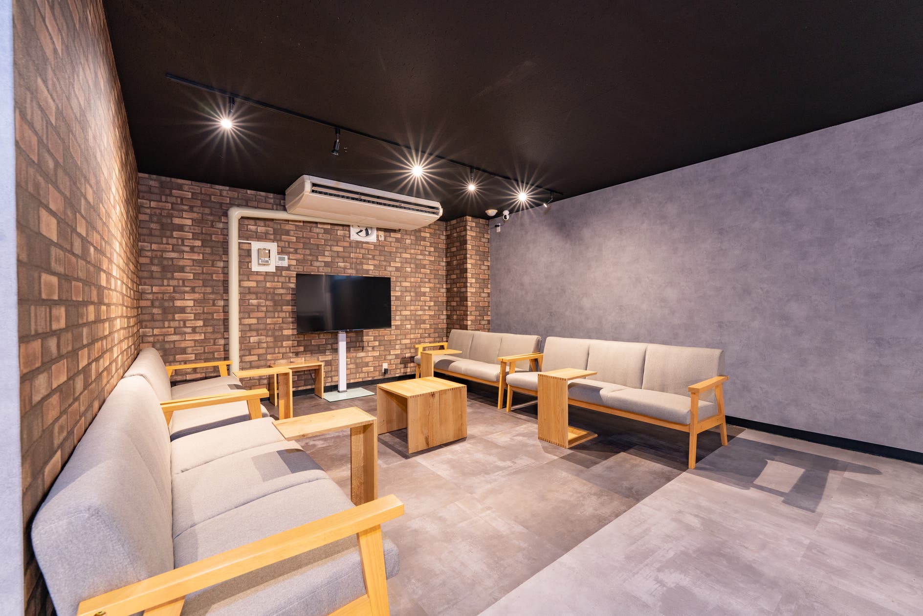 新橋/汐留8分✨席数84、立食100名⭕️飲食/120㌅画面/ゴミ処理/会議/懇親会/歓送迎会/セミナー【SS01】の写真24