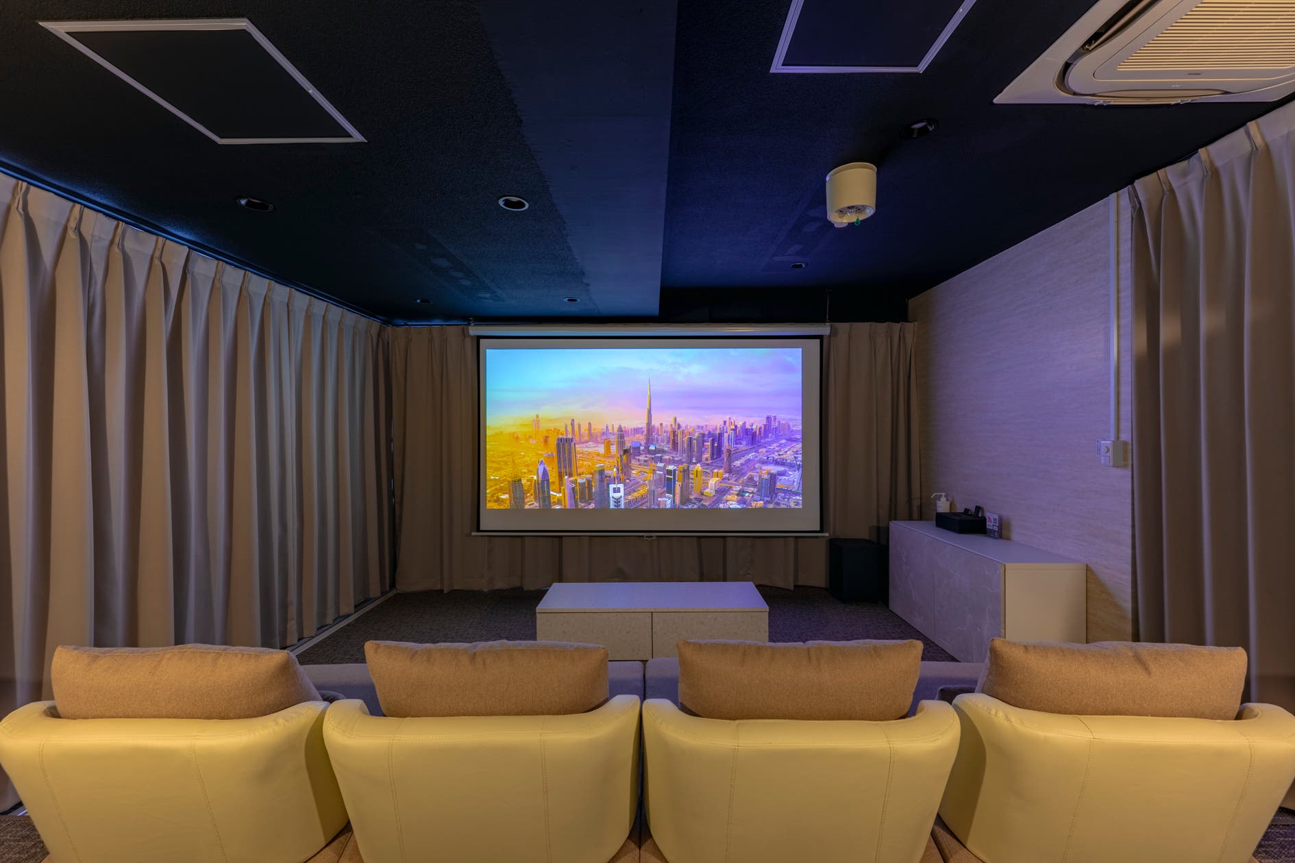 スペモシネマ🎬クリスマス🎄デート💖シアタールーム🎥映画鑑賞🎬プロジェクター🖥️545_SpemoCINEMA水道橋の写真5