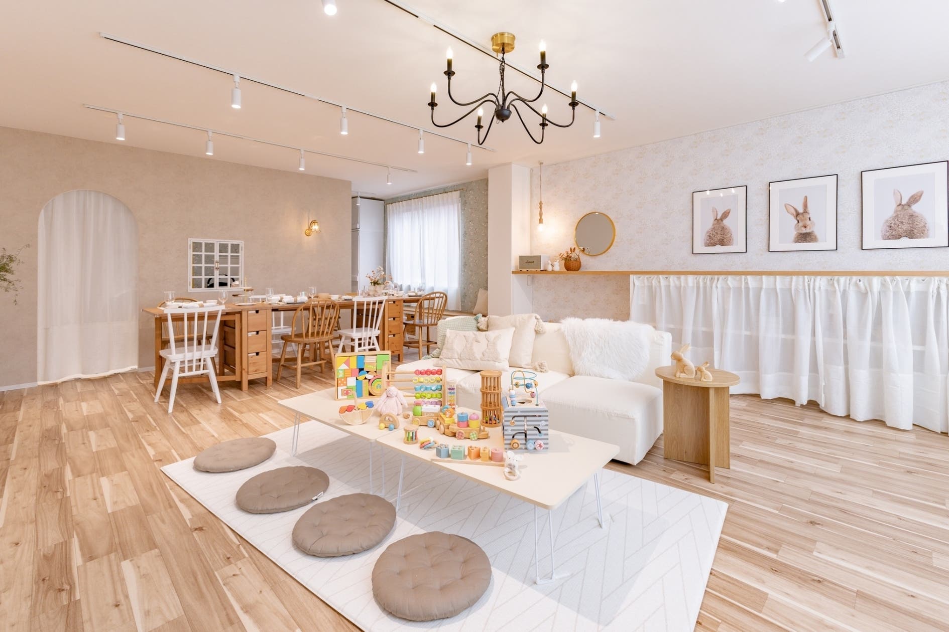 OPEN記念🎉最大30名｜7路線最寄り徒歩5分｜自然光✨ママ会🍼ベビーカー置き場オムツ台👶ゲーム機🎮 韓国スタジオ風🌸の写真11