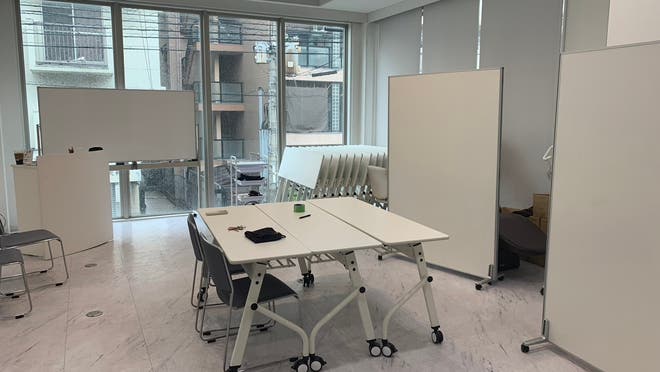 【渡辺通駅 徒歩7分】会議、セミナー🖊ロケ収録、スタジオ撮影🎥YouTube・PV・MV📸ヨガ💃発表会・展示会👗の写真3