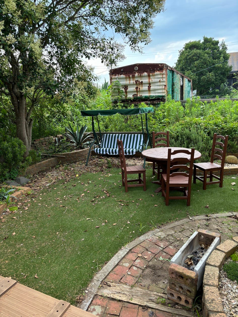 海のすぐ近く!大きなデッキのある元ペンション。貸切BBQスペース。の写真4