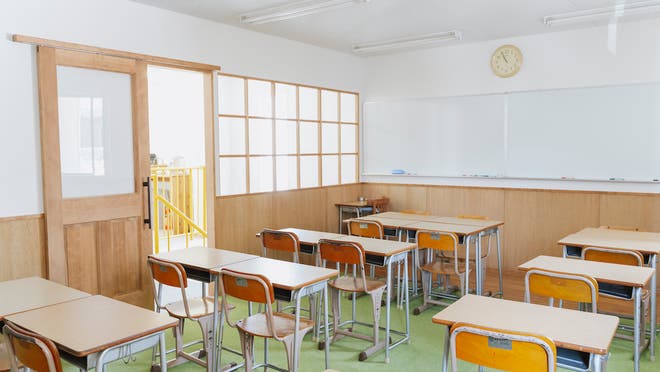 《共有スペースお席の予約ぺージ》コワーキング/作業/勉強/ママ会/打合せ等 3部屋+ホールを自由に利用できますの写真5