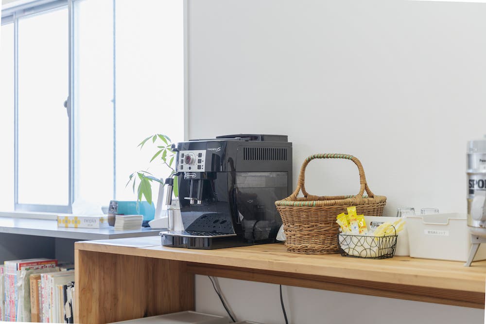 《共有スペースお席の予約ぺージ》コワーキング/作業/勉強/ママ会/打合せ等 3部屋＋ホールを自由に利用できますの写真6