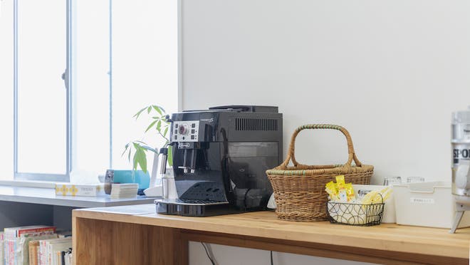 《共有スペースお席の予約ぺージ》コワーキング/作業/勉強/ママ会/打合せ等 3部屋+ホールを自由に利用できますの写真6