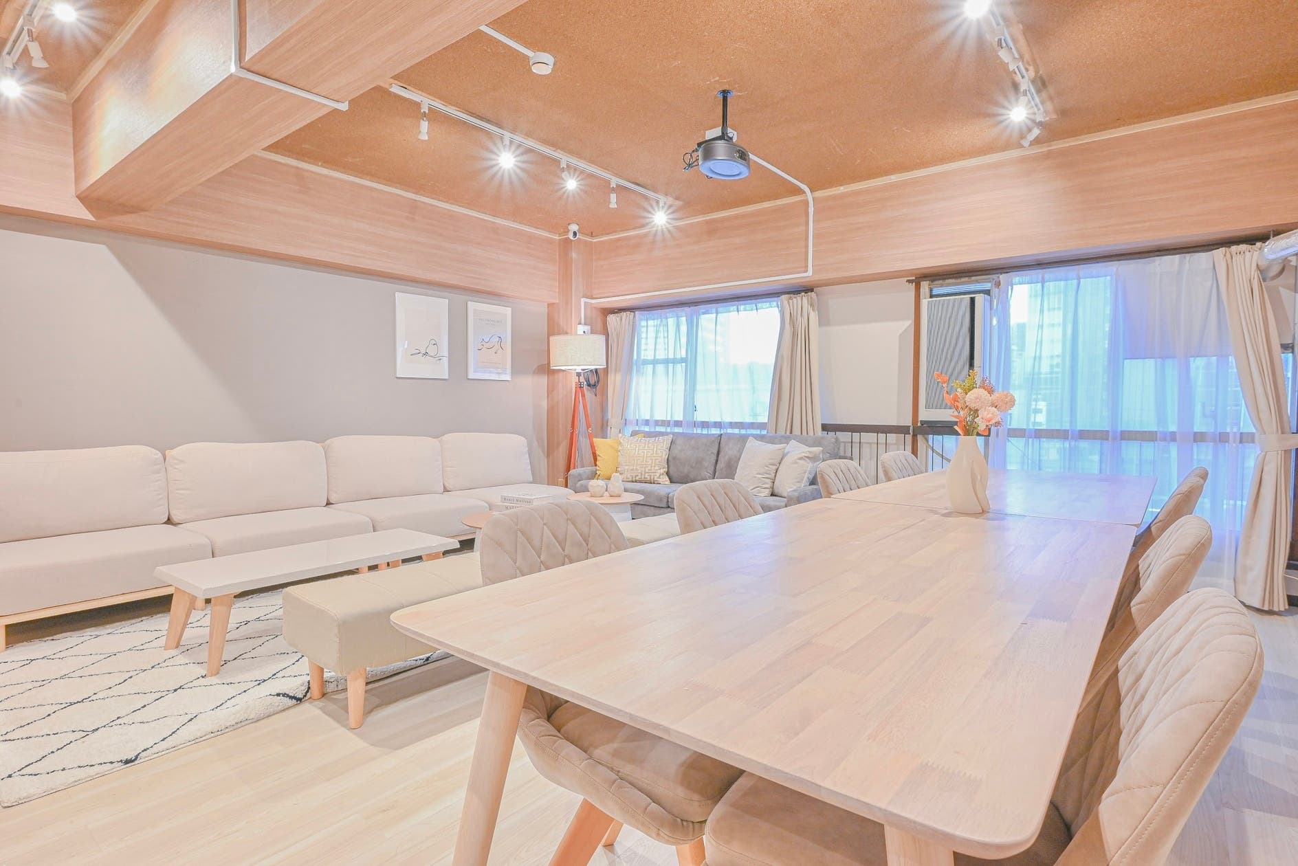 《名古屋駅3分🚃》最大20名🚶‍♀️/100㌅スクリーン/🆗飲食🆗/懇親会/パーティ/💻ビジネスに最適💻の写真5