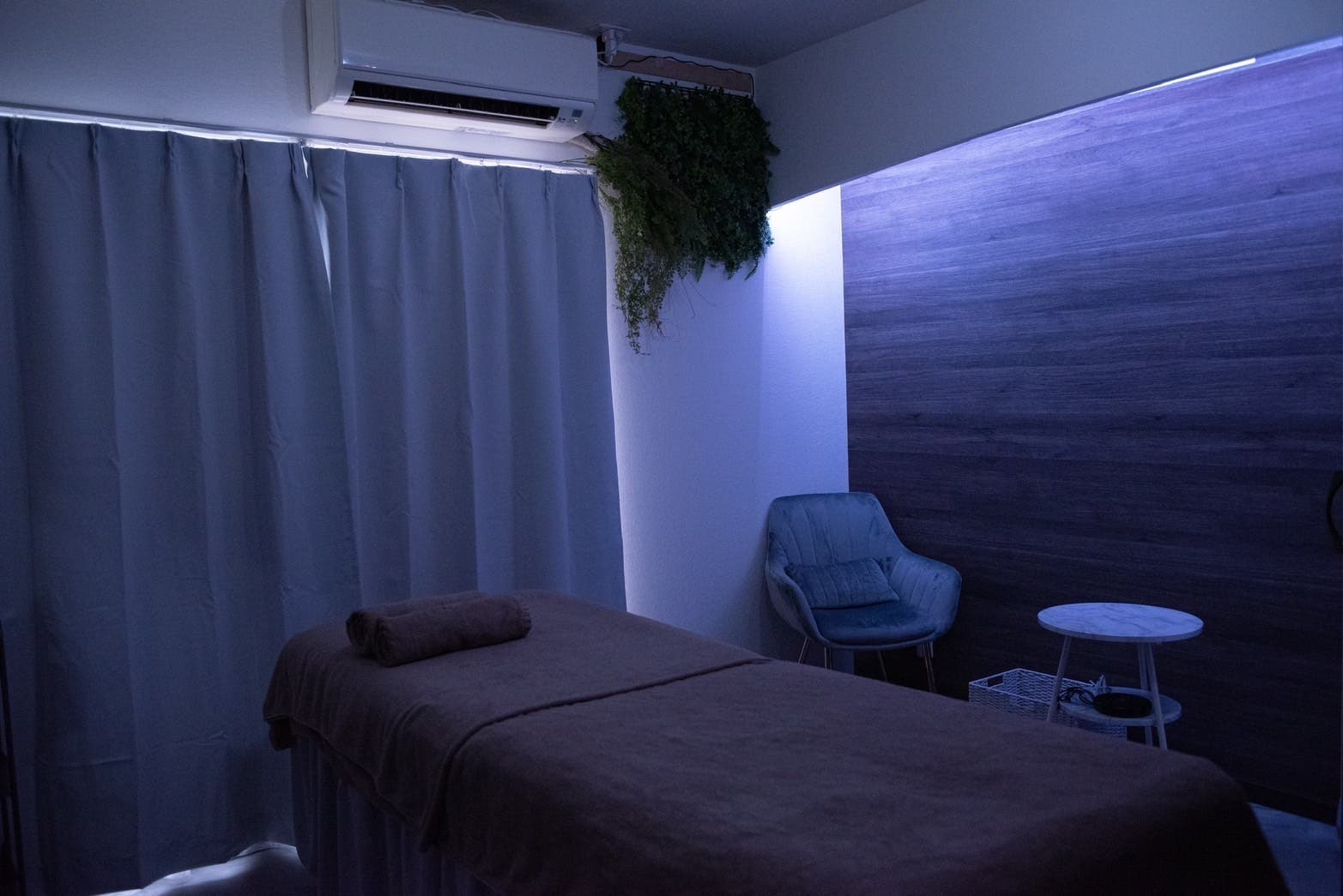 クリスタ長堀から徒歩10秒のレンタルサロンの写真5