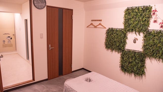 クリスタ長堀から徒歩10秒のレンタルサロンの写真3