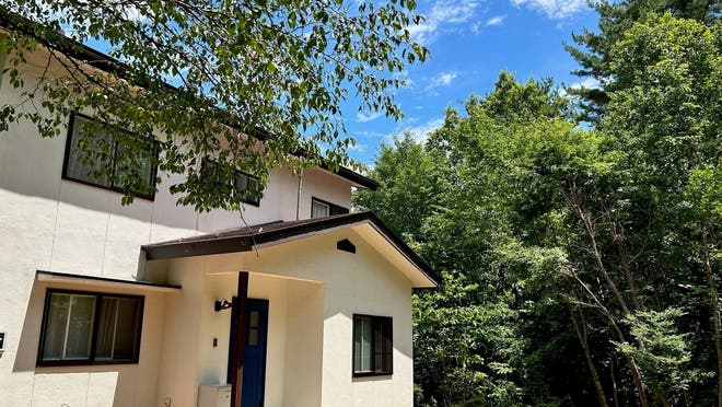 【レンタルサロン】安曇野の森の中、静かな環境で施術できます。トイレ・洗面完備の完全個室。の写真2