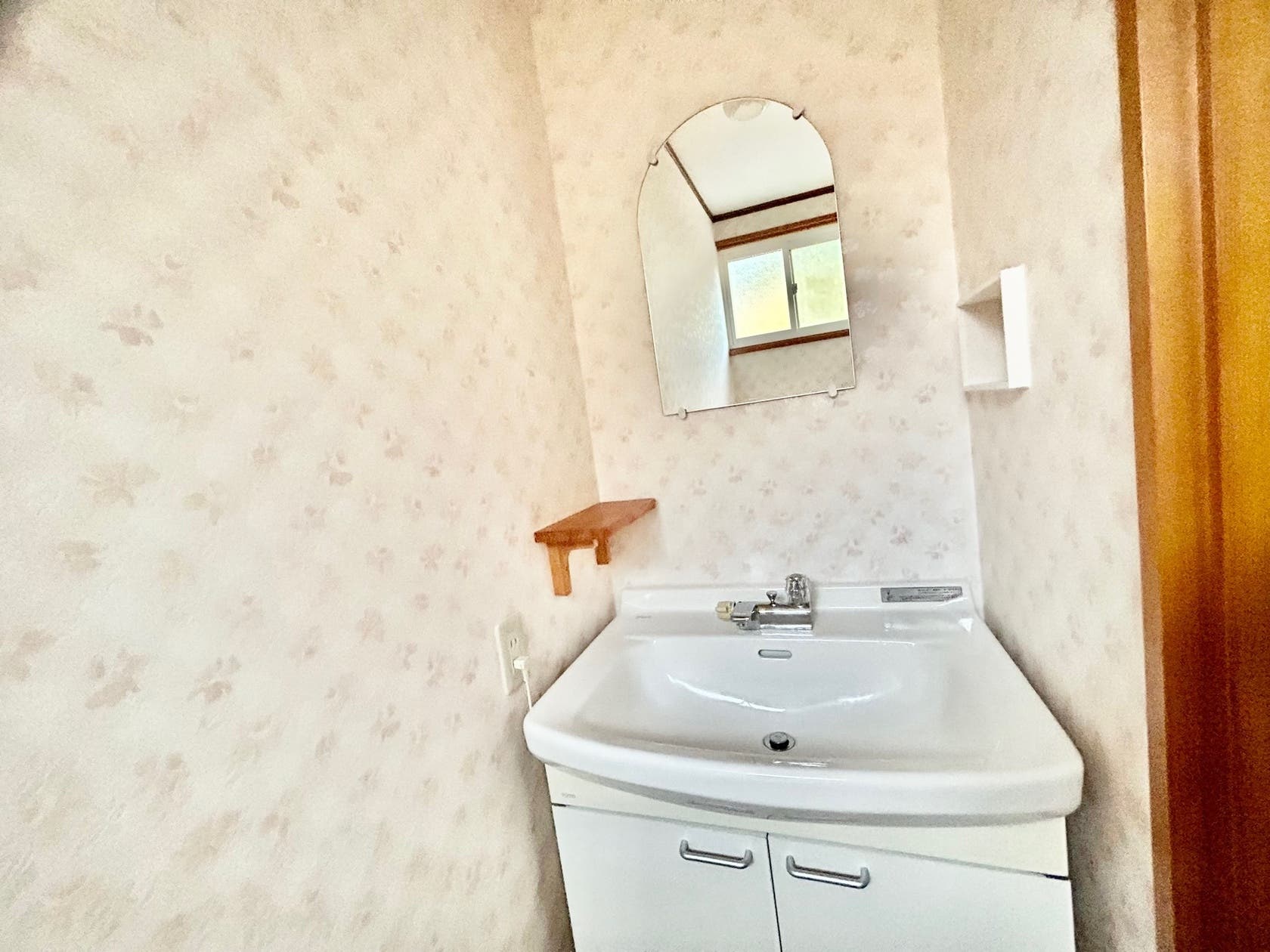 【レンタルサロン】安曇野の森の中、静かな環境で施術できます。トイレ・洗面完備の完全個室。の写真4