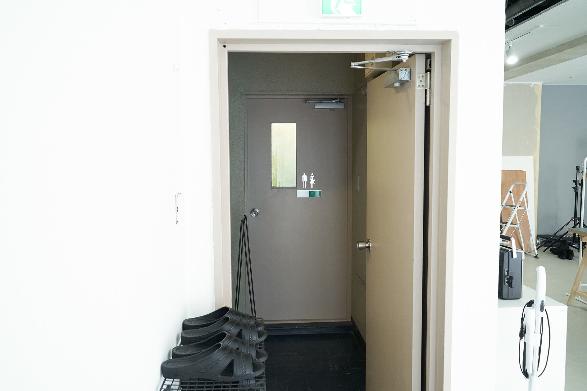 【清澄白河〜錦糸町エリア ※アクセス多数】【90平米】自然光・白ホリ・モルタル床・機材無料貸出しの写真22