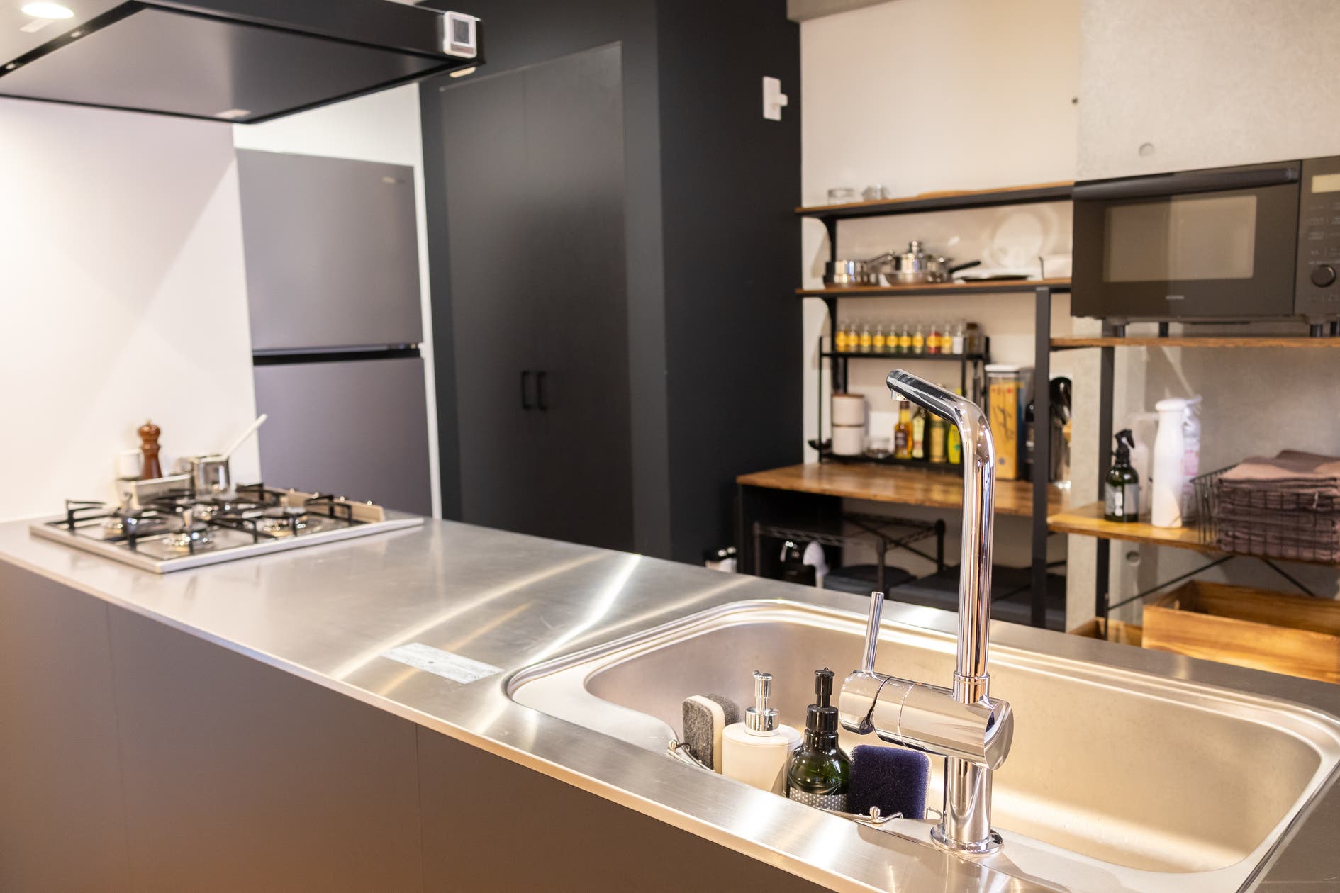 動画撮影、料理教室、トレーニング、パーティー利用可なデザイナーズ65㎡。本町駅徒歩3分。WiFi完備の写真13