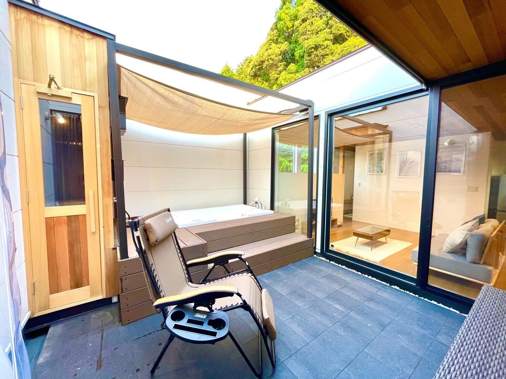 プライベートサウナでロウリュウ&ジャグジー&BBQで整う‼の写真1