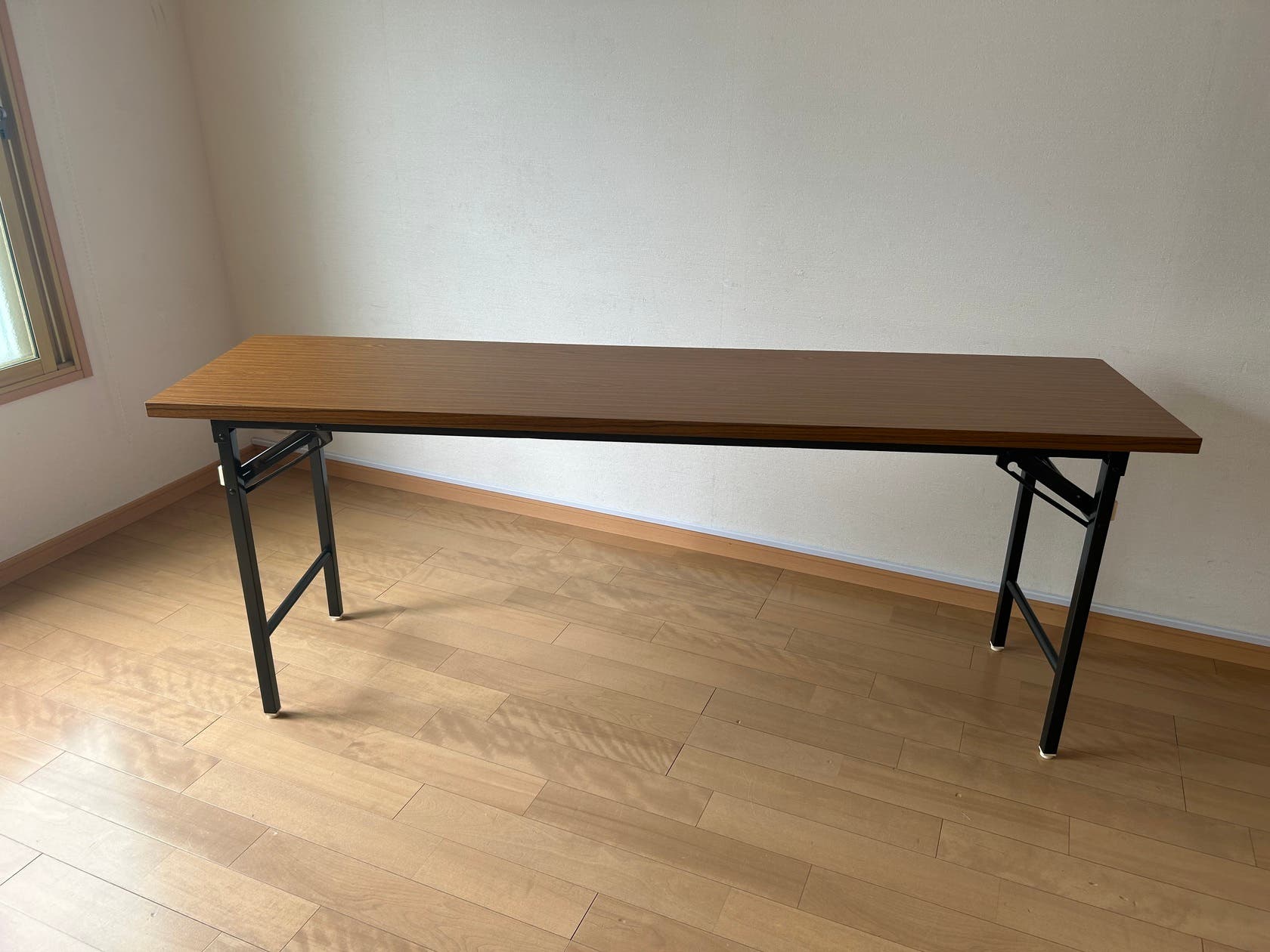 会議用テーブルの画像1