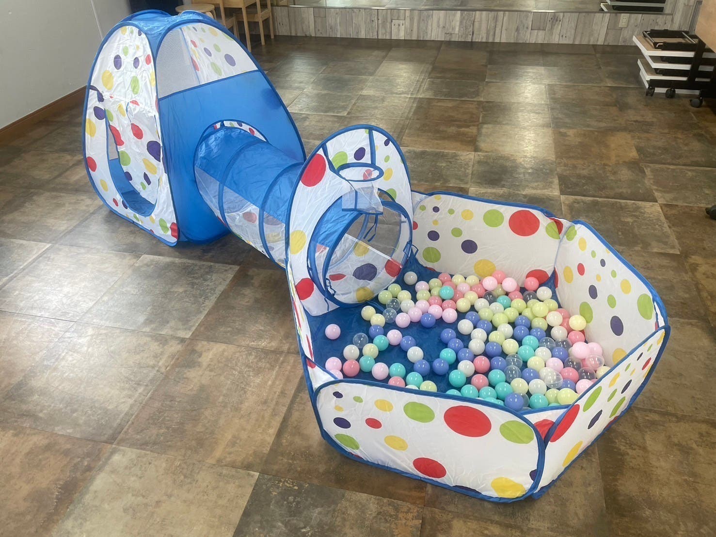 川口駅西口の大容量レンタルスペースの写真18