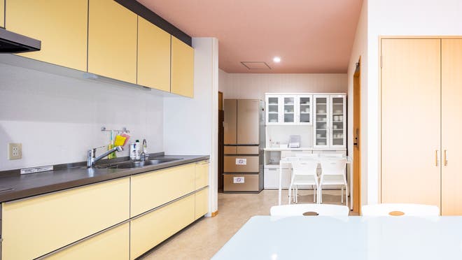 なんといっても駅チカ! 料理教室・手作りパーティー・お茶会等、用途の広いキッチンルームの写真3