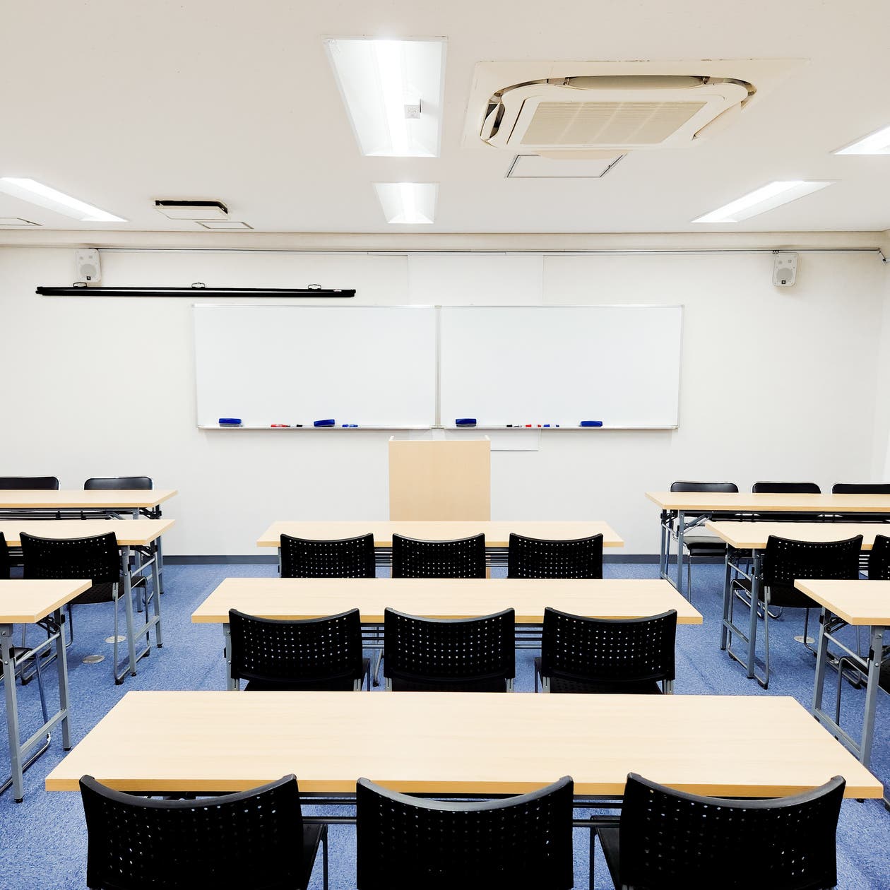 【浜松町・大門駅徒歩5分】最大54名！セミナー・web会議・イベントなどに最適！の写真1