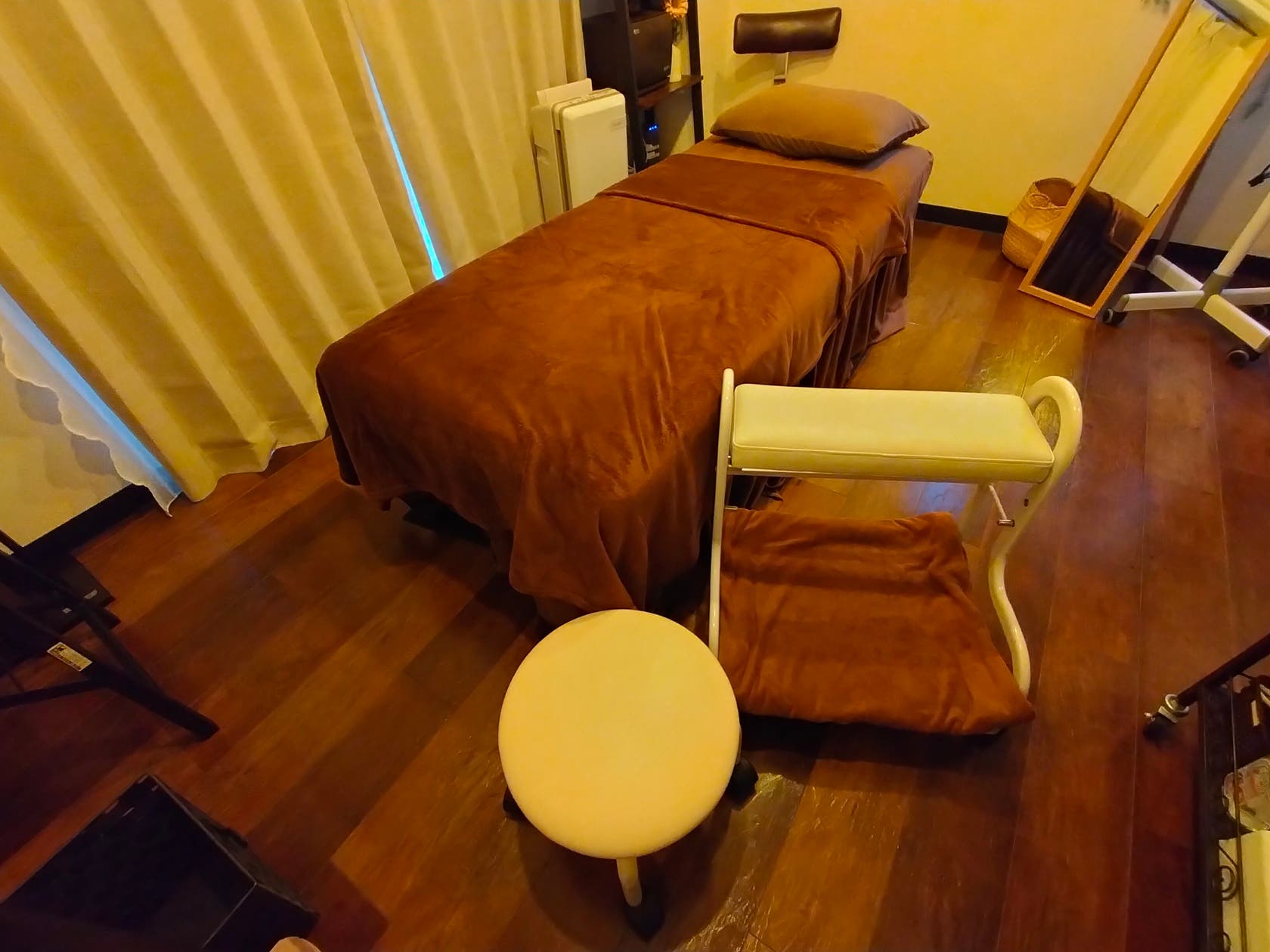 💐完全個室サロン💐整体 リラク エステ💆‍♀️出張施術 プチ開業に最適👌浦和駅6分|更衣室有 施術台.マクラ.ヒートマット無料の写真25