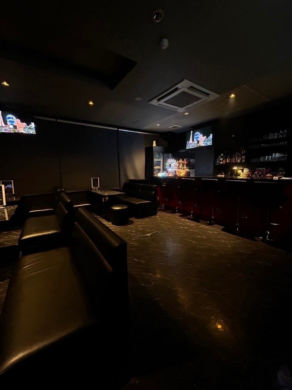 THE FIRST[難波・心斎橋エリア最安値‼️](セルフ飲み放題/カラオケ/ダーツ/シーシャ)の写真1