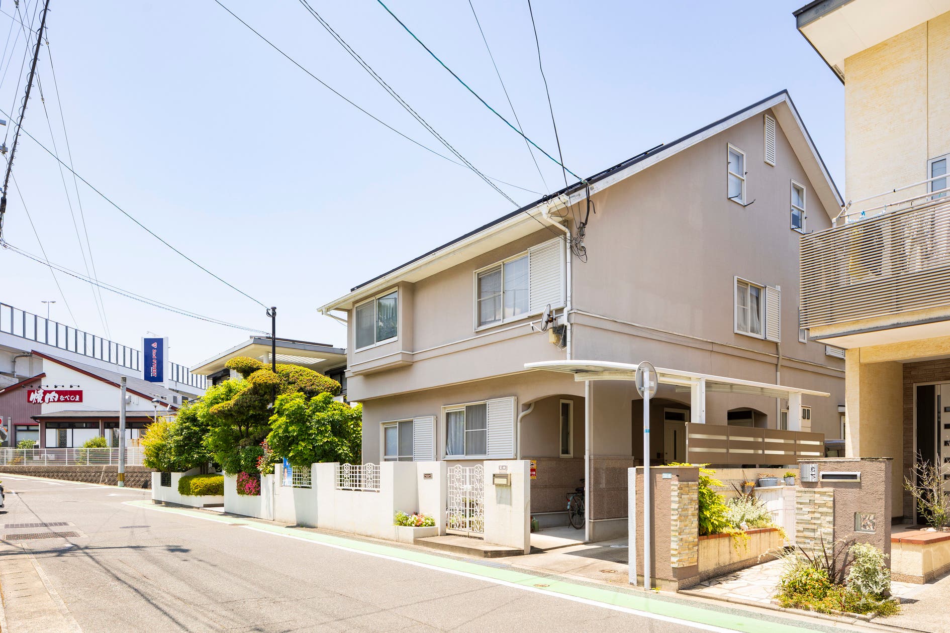 なんといっても駅チカ！　パーティー・会議・整体やマッサージ等、用途の広いリビングルームの写真5