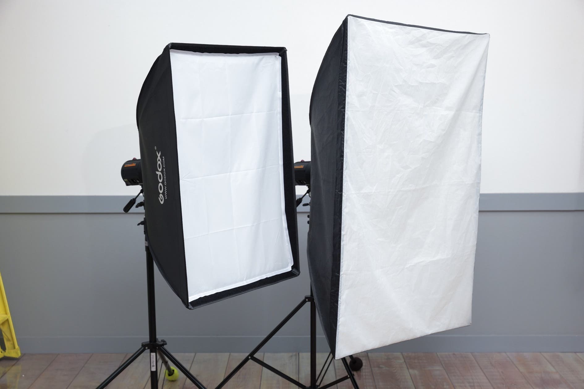 ストロボ2灯（ソフトボックス付き）の画像1