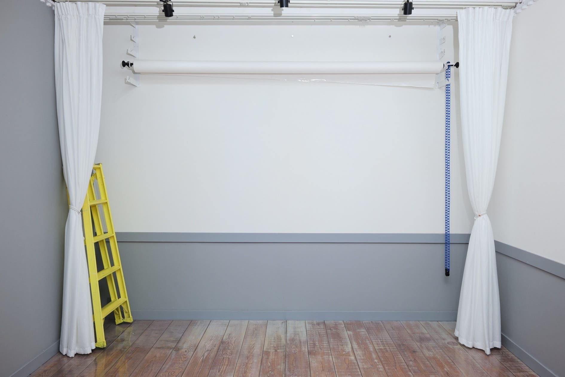 カーテンの画像1