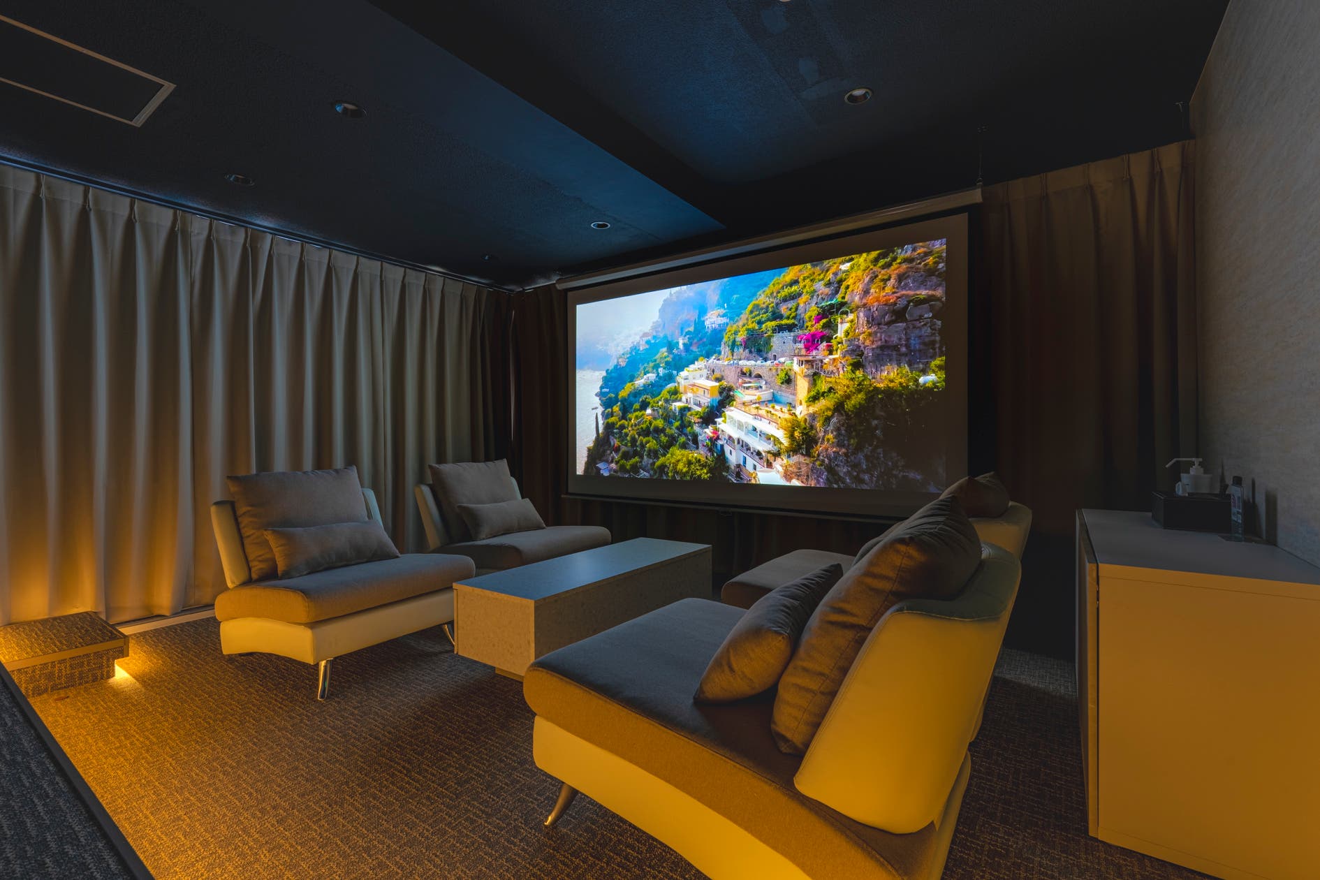 スペモシネマ🎬クリスマス🎄デート💖シアタールーム🎥映画鑑賞🎬プロジェクター🖥️545_SpemoCINEMA水道橋の写真7