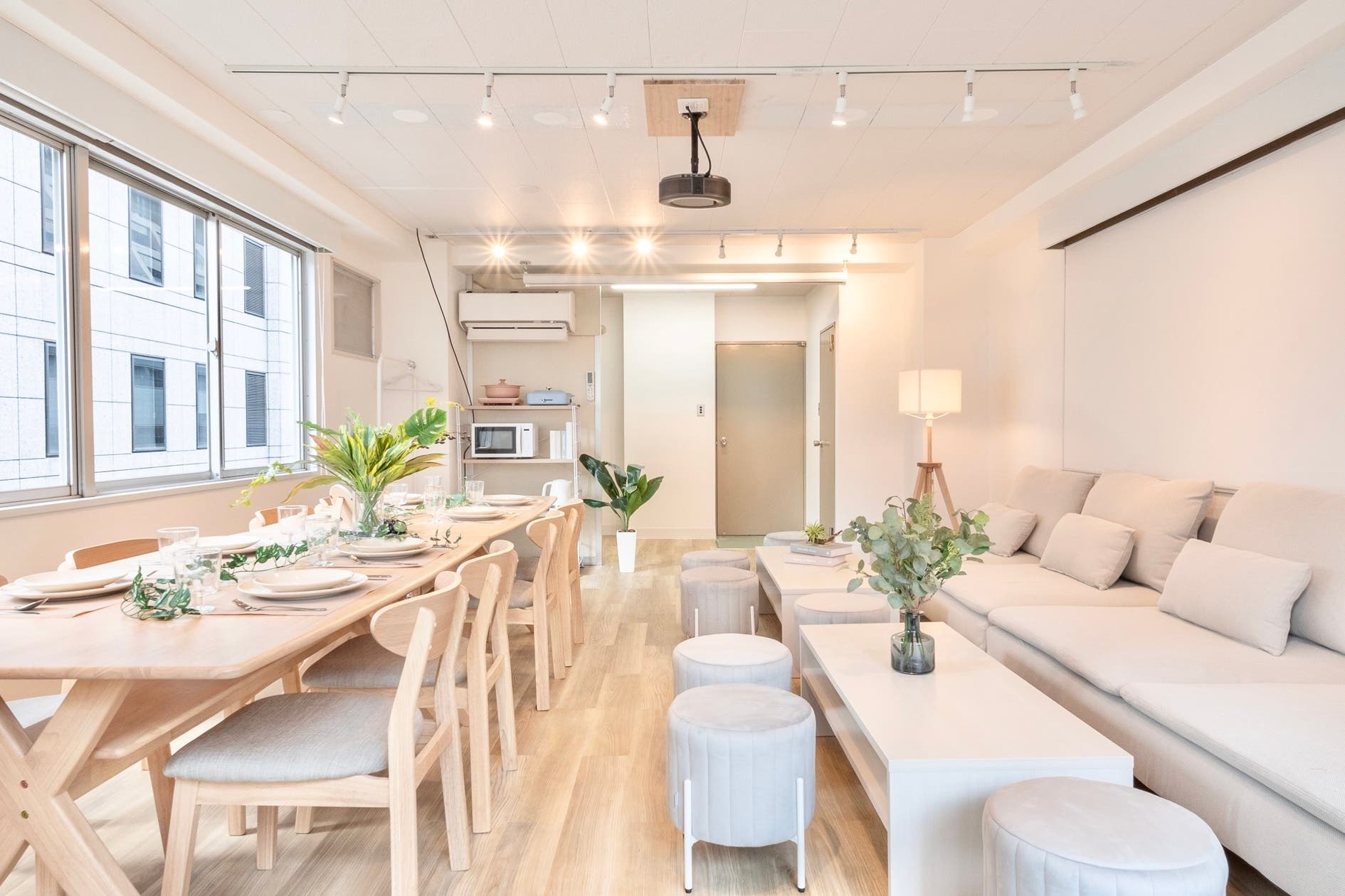 【西新宿駅1分】2024年OPEN 直前割/24時間・最大25名/フロア貸切/スクリーン100㌅/人気ゲーム/パーティ、セミナーの写真7