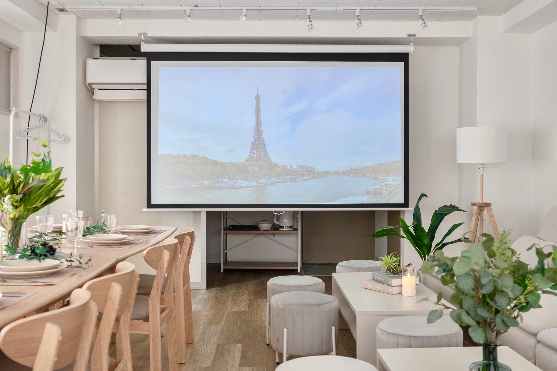 【西新宿駅1分】2024年OPEN 直前割/24時間・最大25名/フロア貸切/スクリーン100㌅/人気ゲーム/パーティ、セミナーの写真13