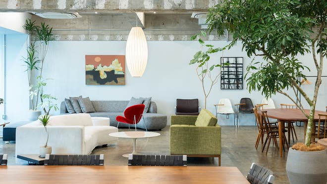 【永田町駅2分・100名対応】忘年会・新年会・セミナーにオススメのデザインスペース|212㎡の開放空間の写真2