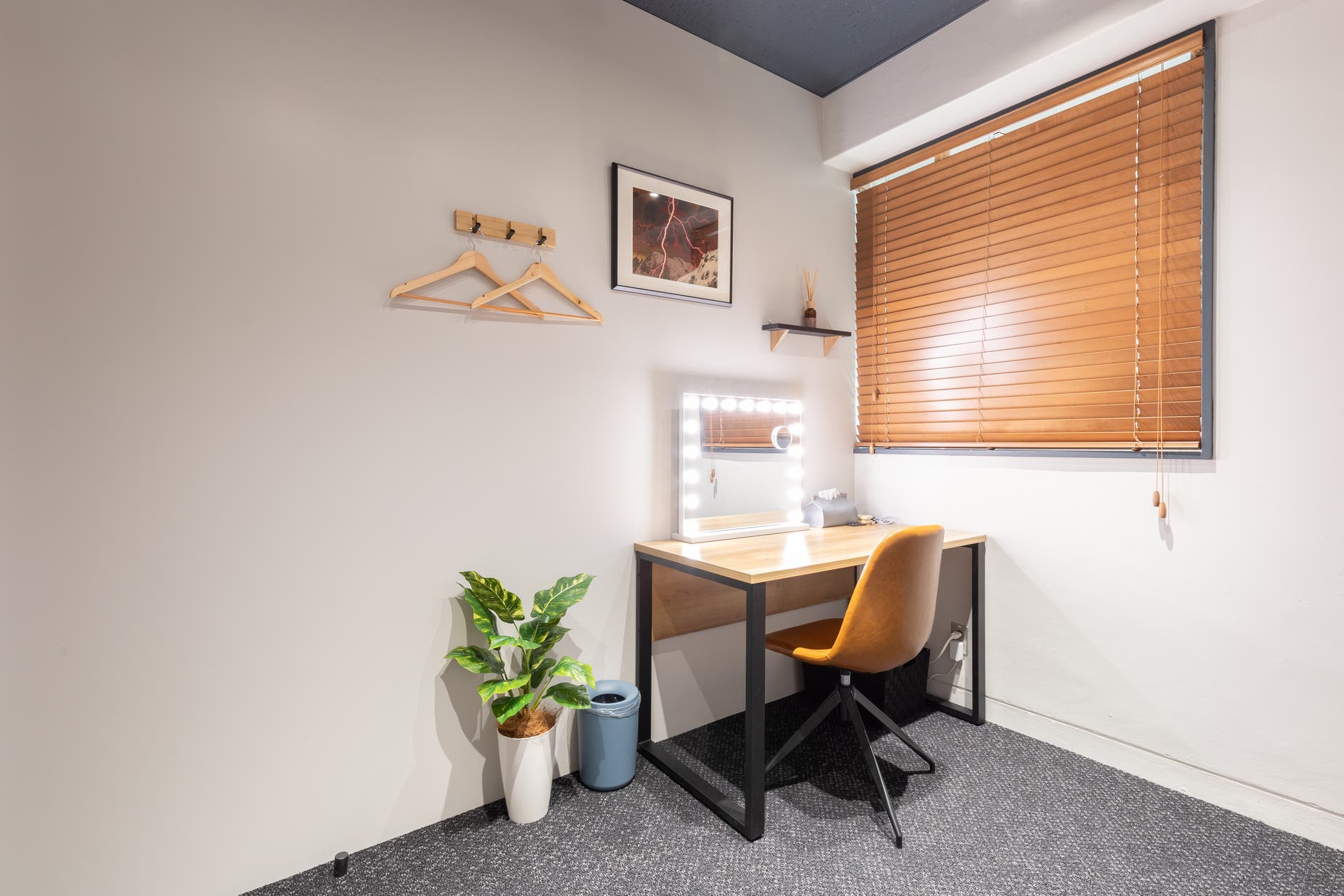 機材は無料貸し出し！控室最大5部屋！神楽坂にある使い勝手抜群の白壁スタジオの写真6