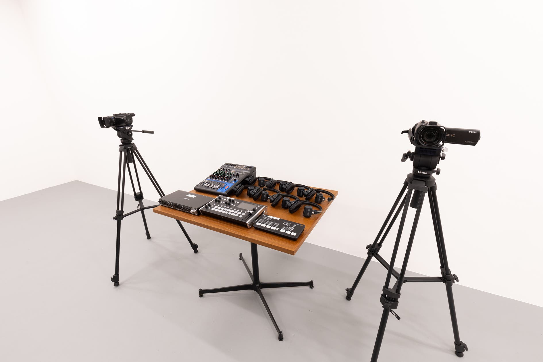 機材は無料貸し出し！控室最大5部屋！神楽坂にある使い勝手抜群の白壁スタジオの写真10