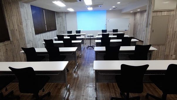 レンタル会議室401(最大30名様まで)の写真1